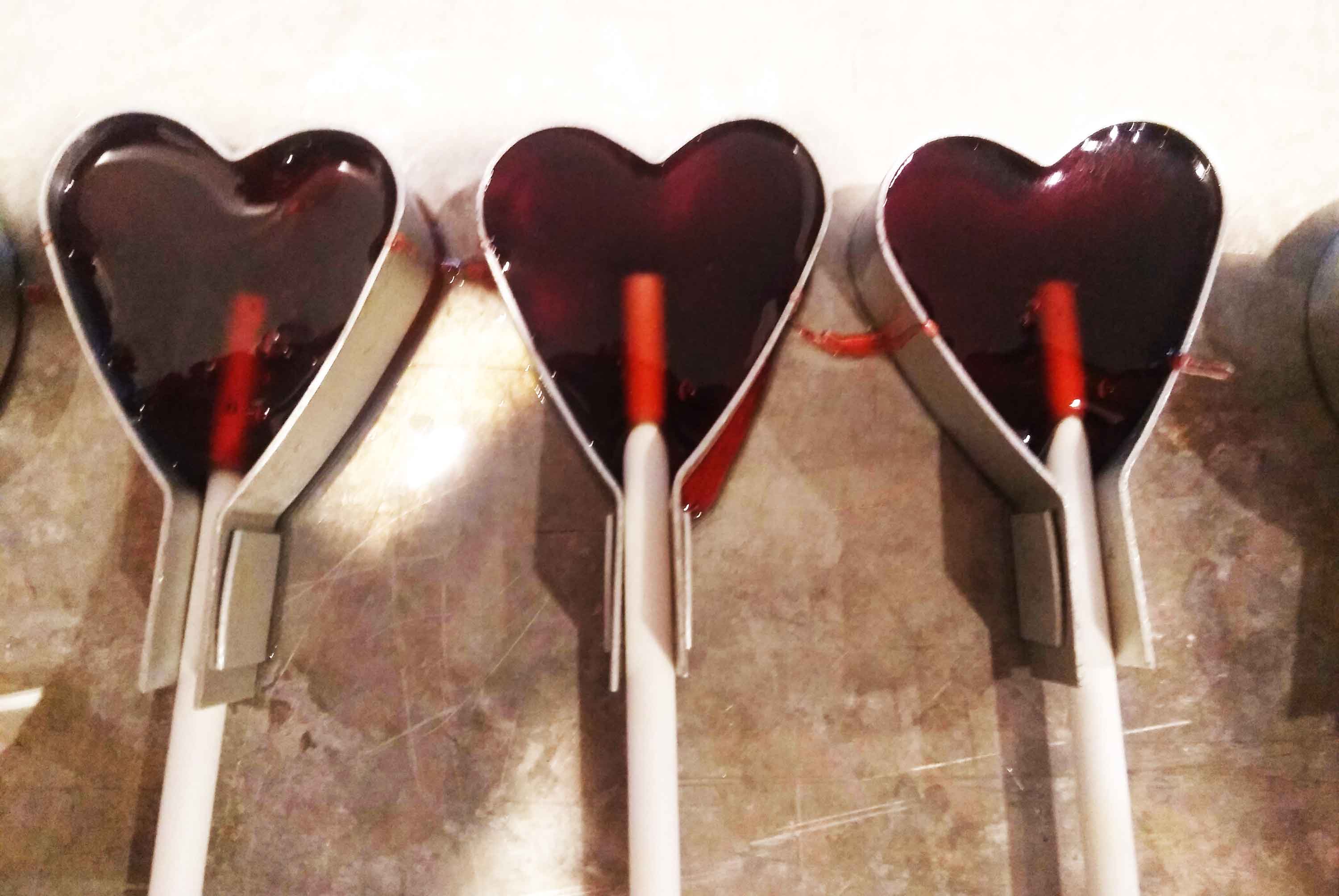 How to make yummy homemade suckers - My Silly Squirts