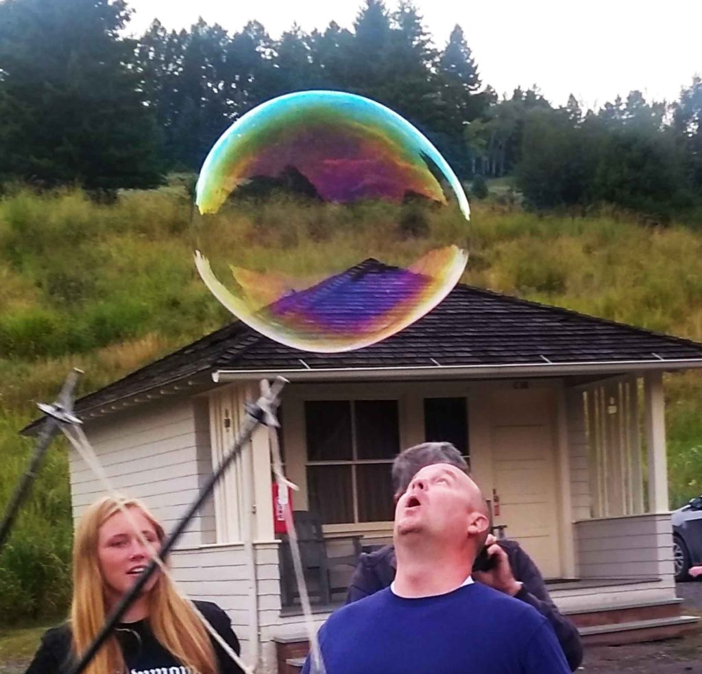 I found the best giant bubble recipe. Here are the results. - My Silly ...
