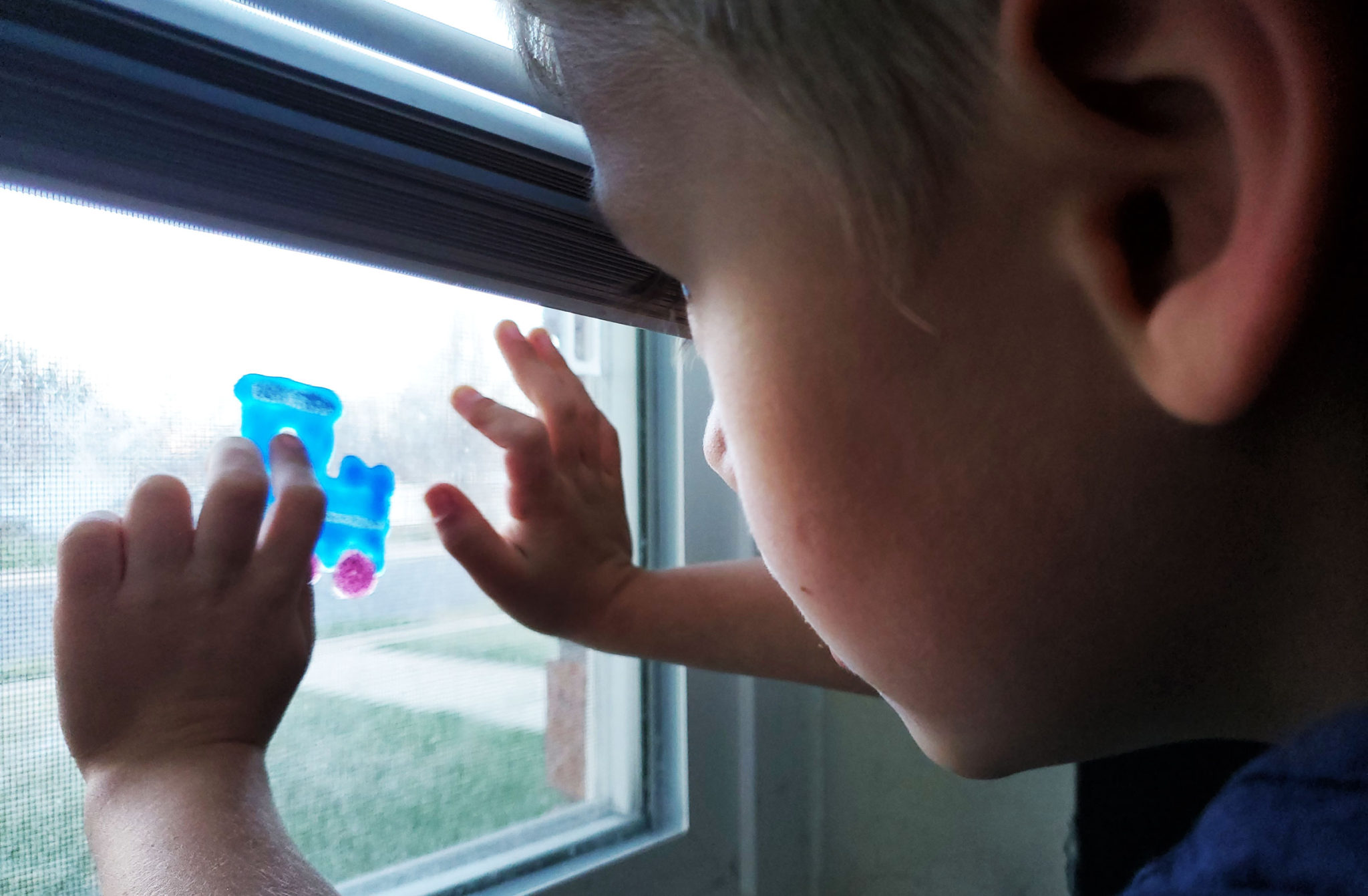 DIY window clings for kids in simple three steps - My Silly Squirts