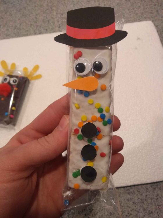 Cute Little Debbie Christmas craft (free printable) - My Silly Squirts