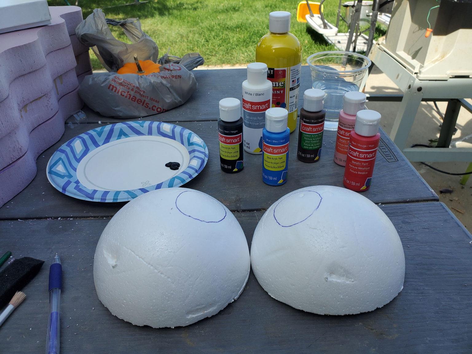 How to make a life-size Spongebob Squarepants - My Silly Squirts