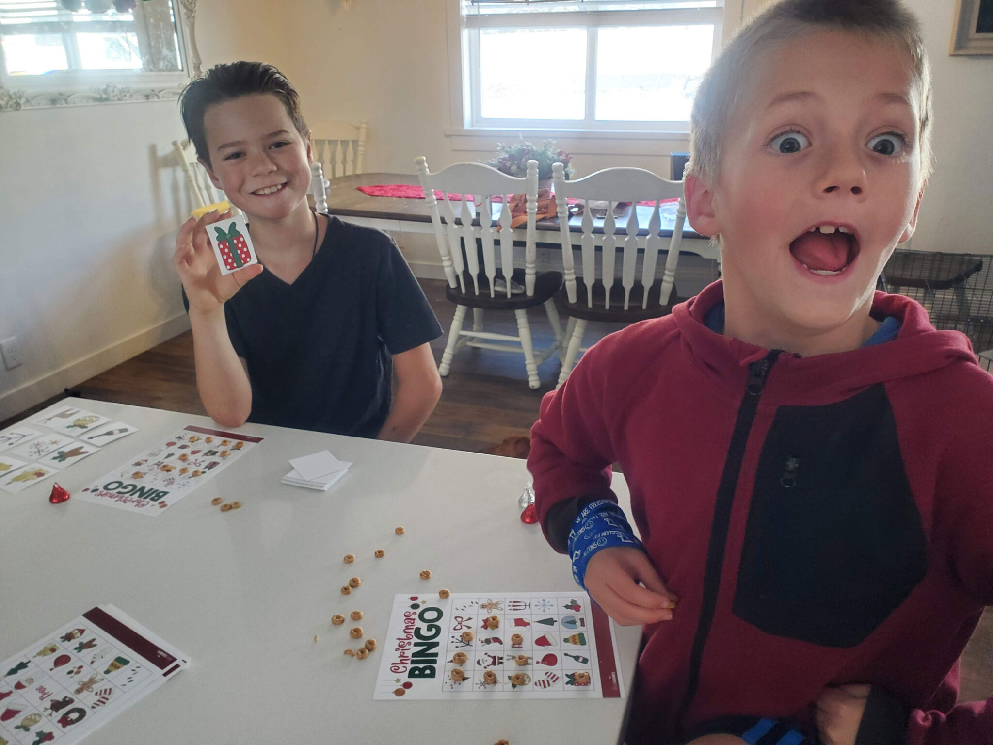 Do-it-yourself Christmas Bingo printable in two easy steps - My Silly ...