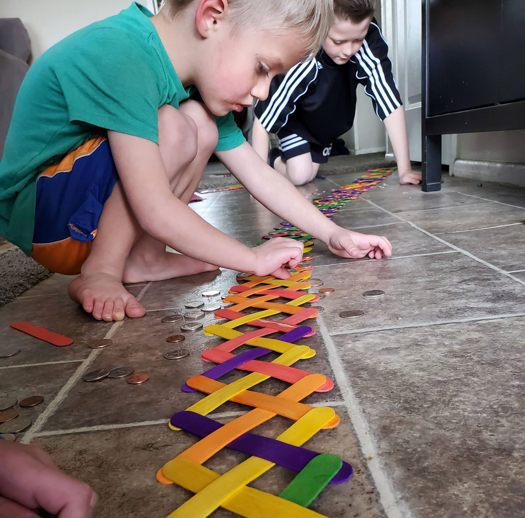 100 easy and cheap summertime crafts for kids - My Silly Squirts