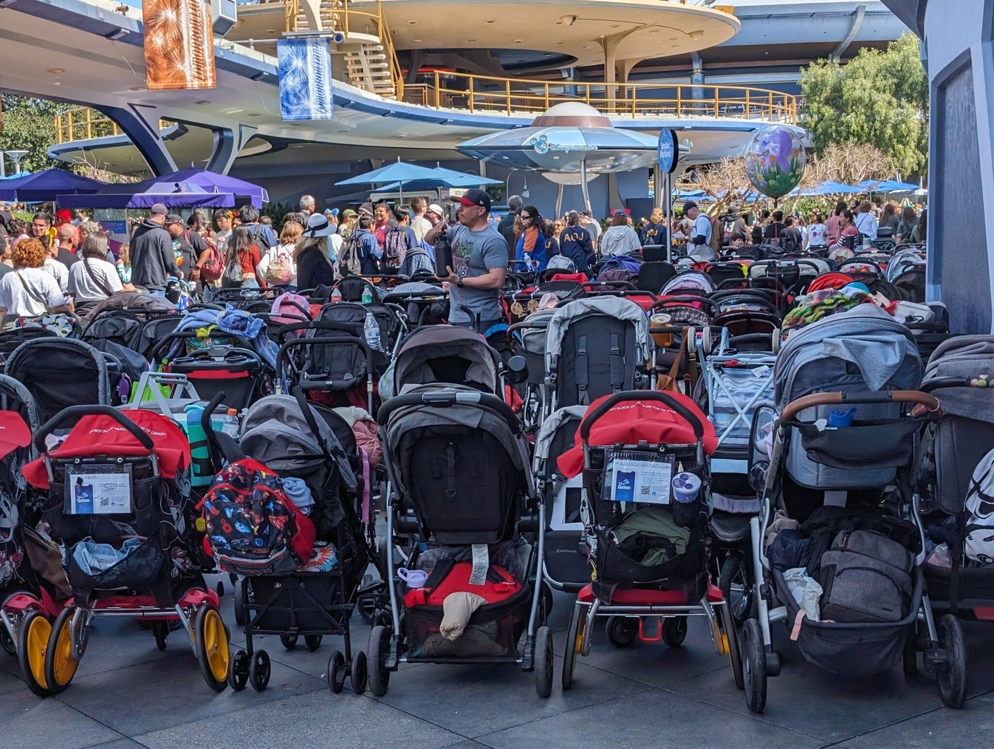 Top 13 tips to avoid long lines in Disneyland - My Silly Squirts