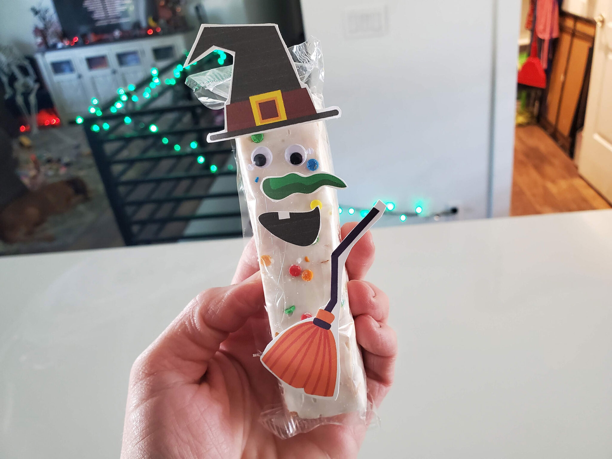 Spooky Little Debbie Halloween craft with printable template - My Silly ...