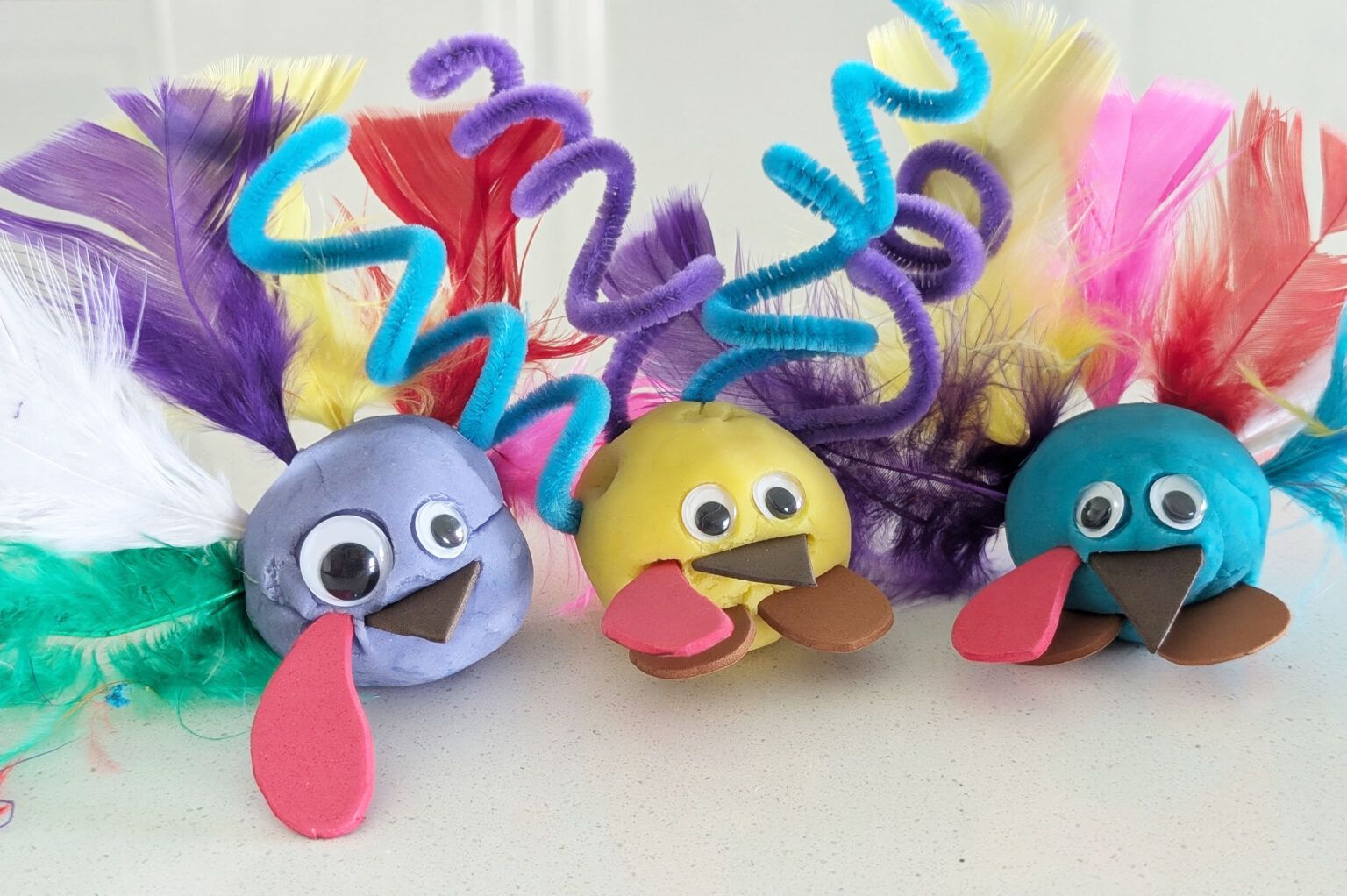 Easy Thanksgiving play dough turkey craft for kids - My Silly Squirts
