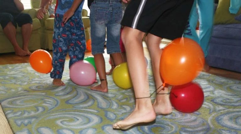 It's party time! 20 easy balloon games for kids - My Silly Squirts